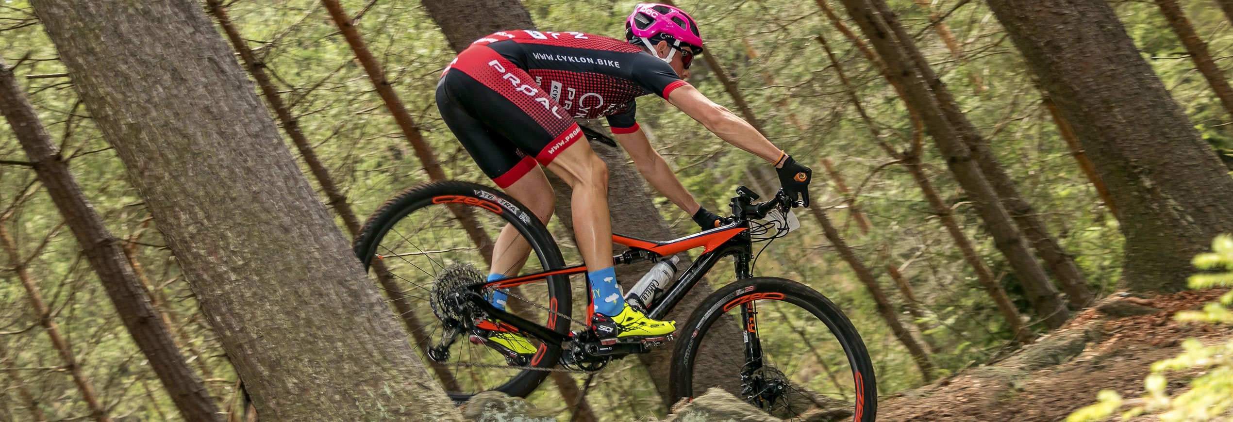 Redpoint – outdoor – horolezectví – cyklistika – lyžování